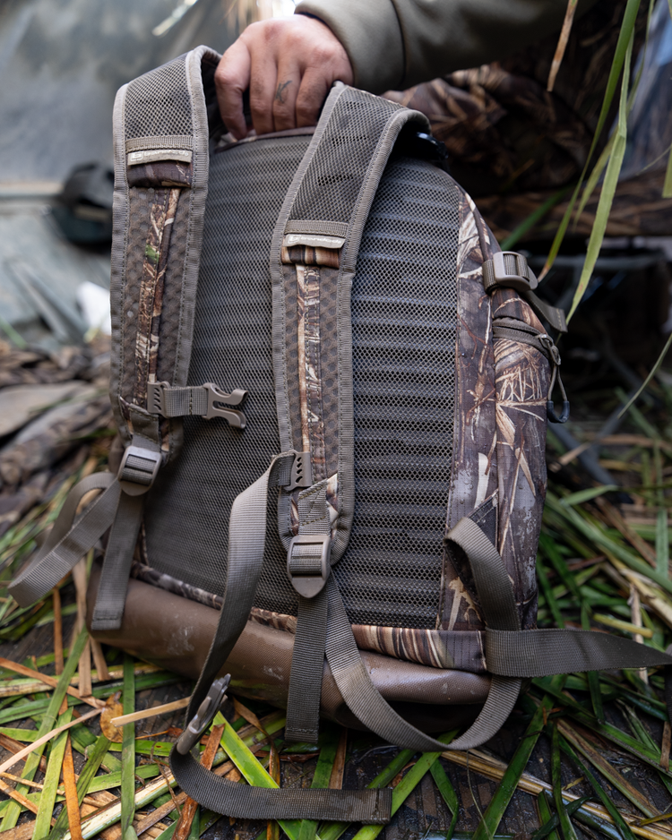 On-the-Fly Welded BackPack – Banded